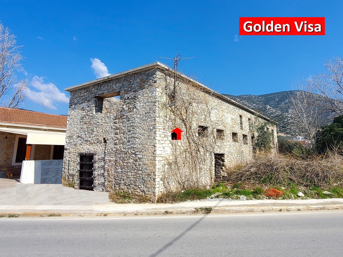 For sale corner plot of 737,29sqm with large stone building in Agria ...